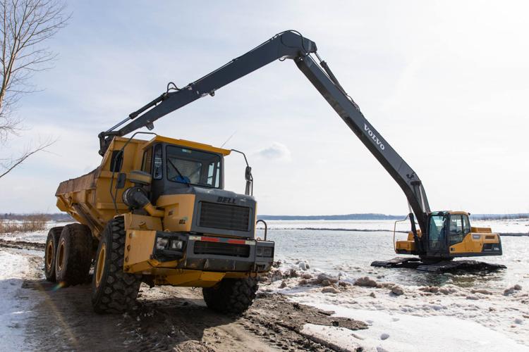 Editorial — Cuomo to dig up dirt: State will finance 20 dredging ...