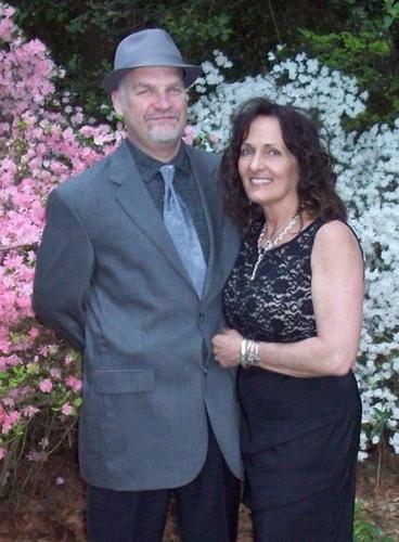 Traylors observe 25th wedding anniversary | Arts and Life | nny360.com