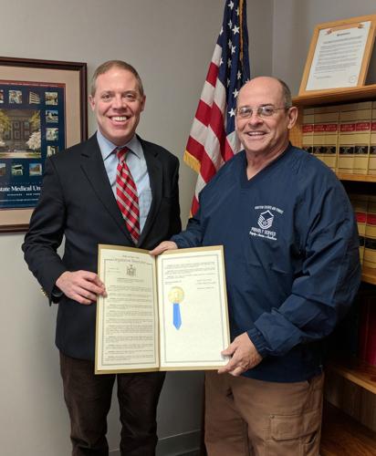 Barclay honors 2017 Veteran of the Year Larry Macner | News | nny360.com