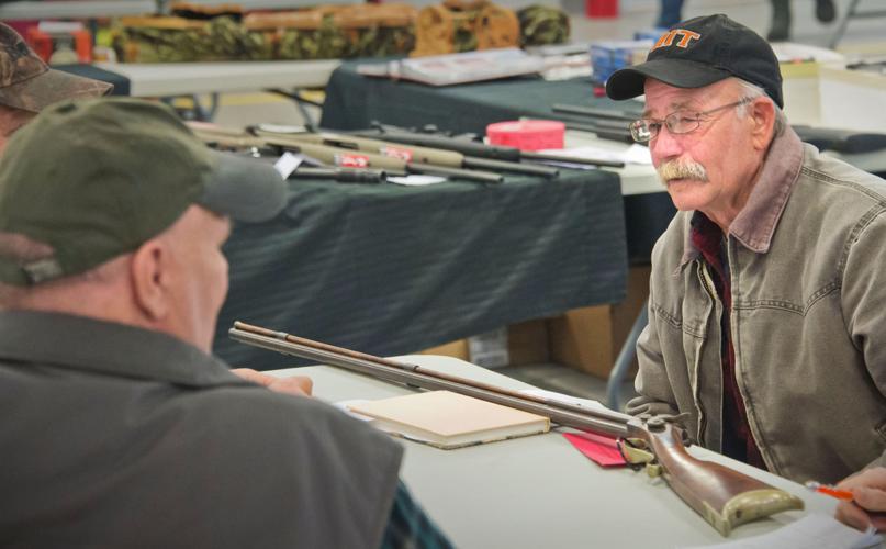 Colton gun show benefits fire department | News | nny360.com