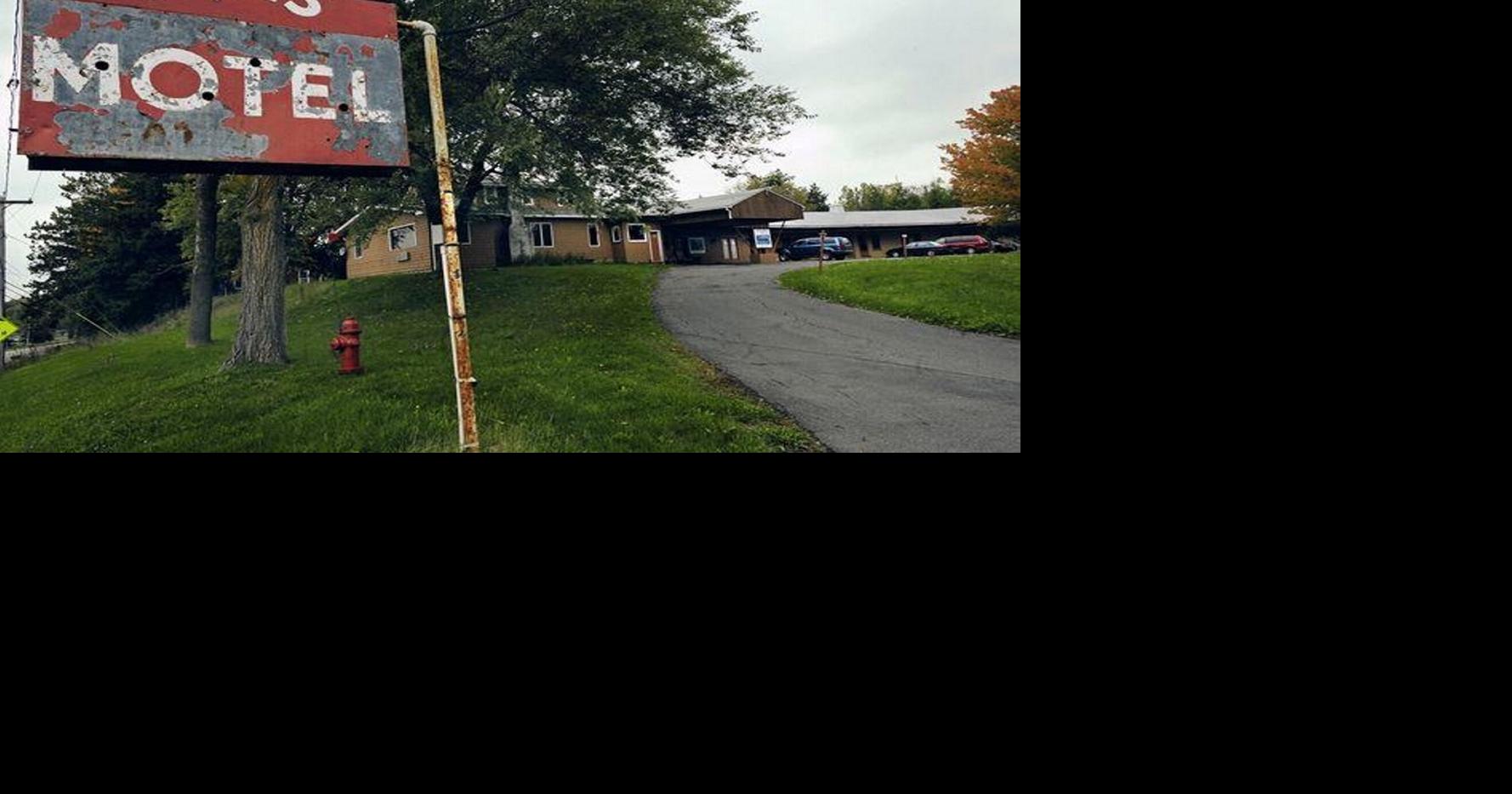 Editorial — The appearance of it all: Pamelia official took a job with ...