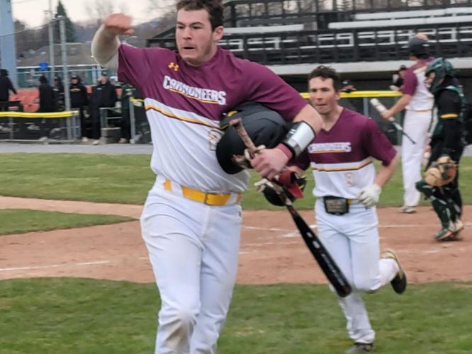 College baseball: Riding hot hitting, JCC baseball records doubleheader ...