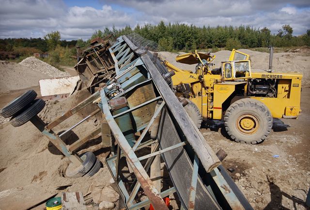 Man Trapped In Loader By Plant Collapse | News | nny360.com