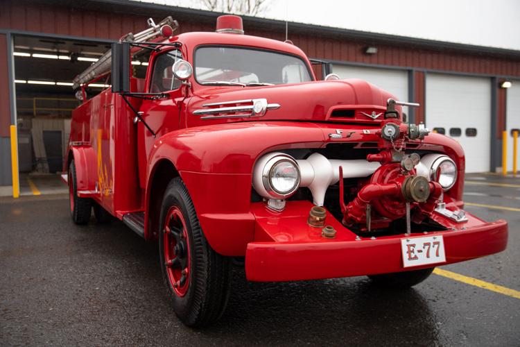 Old Engine 77 returns to Town of Watertown Fire Department | Local ...