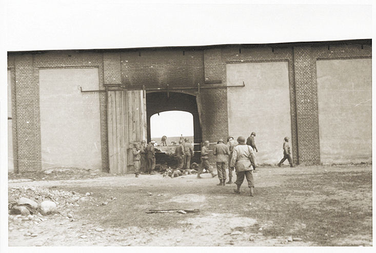 Foxhole friends reunited | Arts and Life | nny360.com