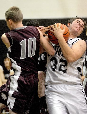 Boyea scores 30 to help Bulldogs remain perfect | Sports | nny360.com