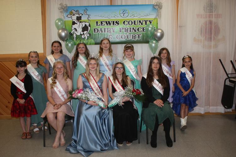 Zoey Staring crowned Lewis County Dairy Princess | Kidscontent | nny360.com