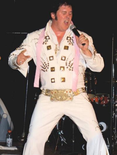 Tom Gilbo, Elvis impersonator, performs in Central Square | Arts and ...