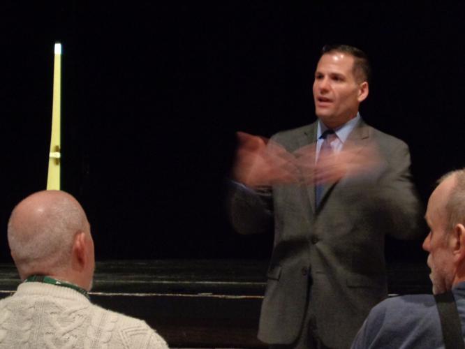 Molinaro Spreads ‘think Differently Message At C Gcc News