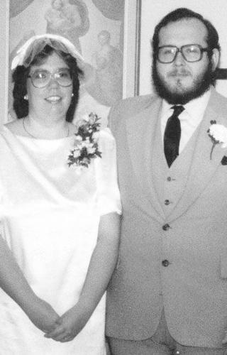 Mr. & Mrs. Carl Sansone -- 25 years | Arts and Life | nny360.com