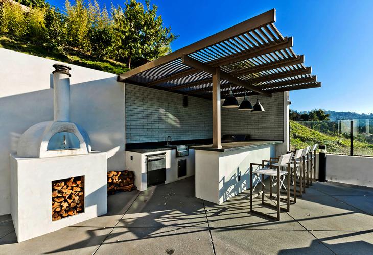 Pharrell Williams seeks $17 million haul for glass-covered mansion ...