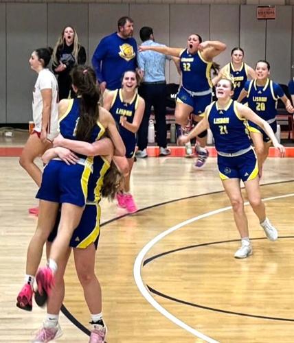 Lisbon girls survive, boys stopped in basketball regionals | High ...