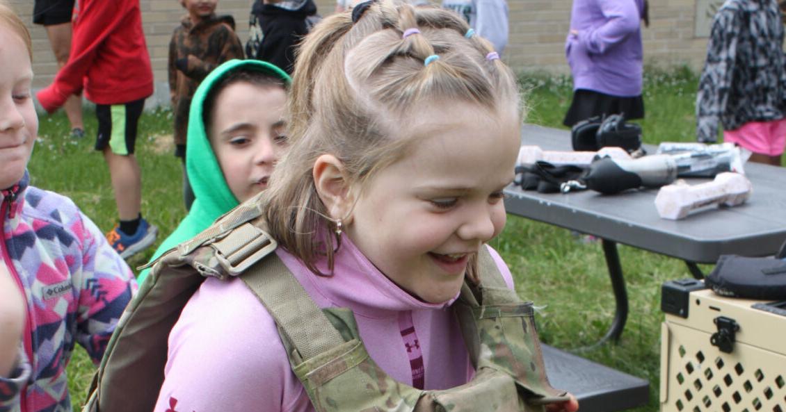 Copenhagen elementary students revel in Outdoor Classroom Day ...