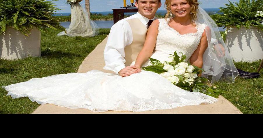 Hayley Moser weds Nathaniel Kennell | Arts and Life | nny360.com