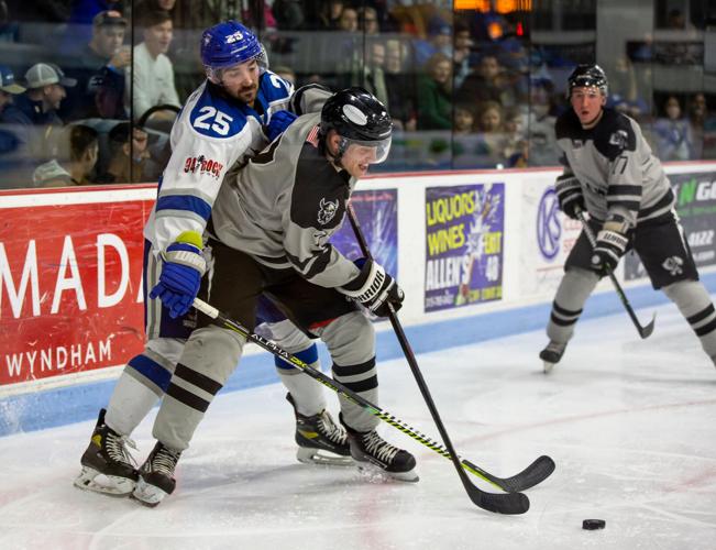 Local pro hockey: Wolves rout Thunder as MacDonald scores 60th goal of ...