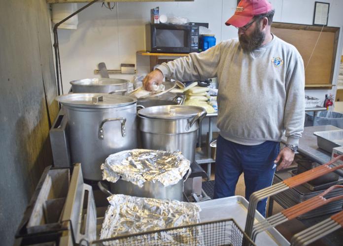 Ogdensburg Knights of Columbus serve hundreds of Thanksgiving meals ...