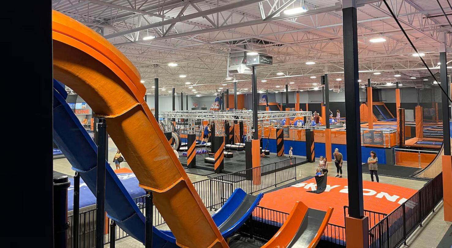 Sky Zone trampoline Park opens in Clay | Kidscontent | nny360.com