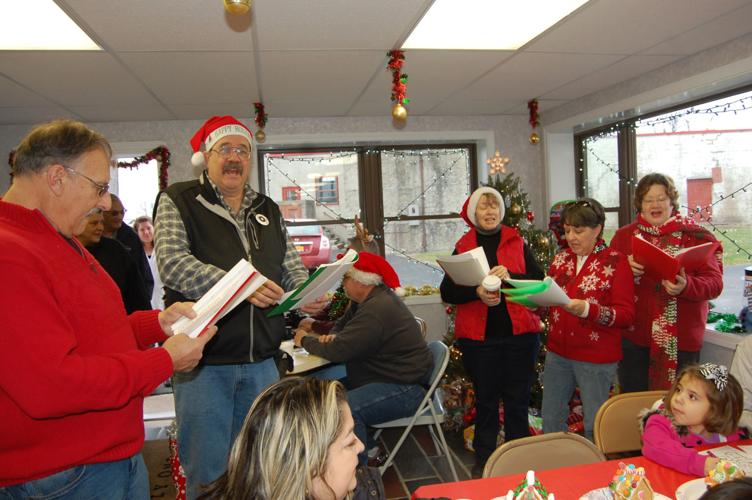 Spreading Christmas cheer | Arts and Life | nny360.com