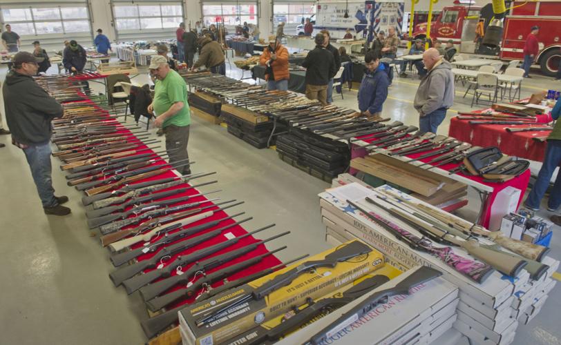 Colton gun show benefits fire department | News | nny360.com