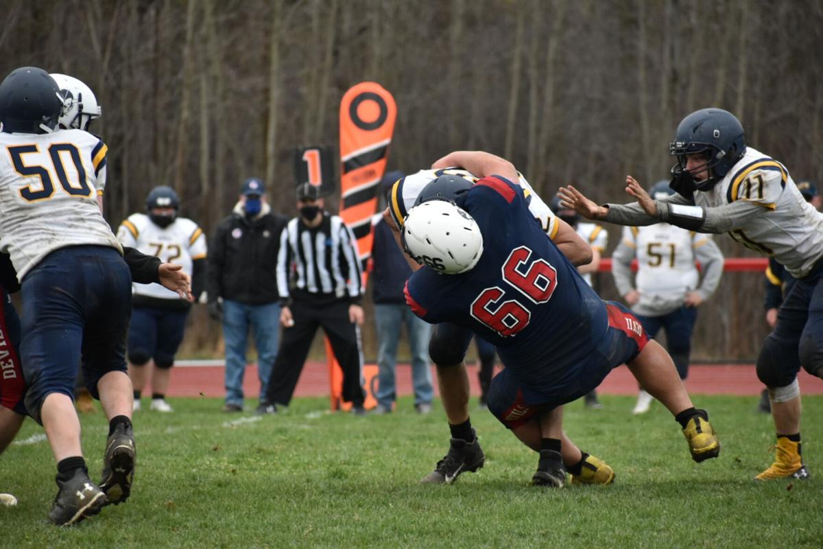 High school sports: Pulaski makes return to 11-man football | Oswego ...