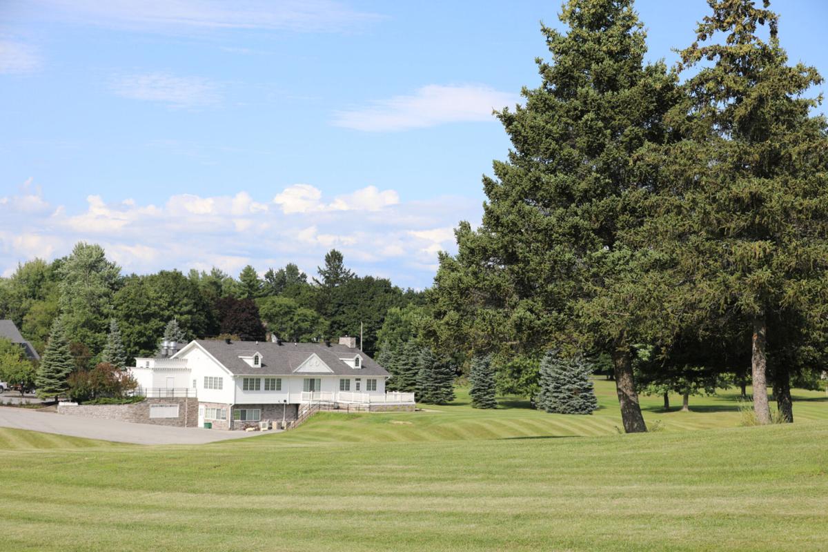 Offer made to solidify deed restriction for Ives Hill golf course ...