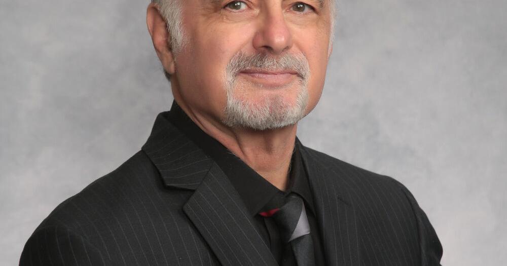 Samaritan to host dinner to honor physicians: Dr. Karl J. Komar to ...