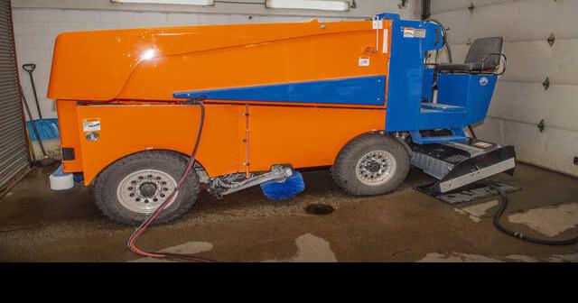Potsdam’s new Zamboni running again after second malfunction in a month ...