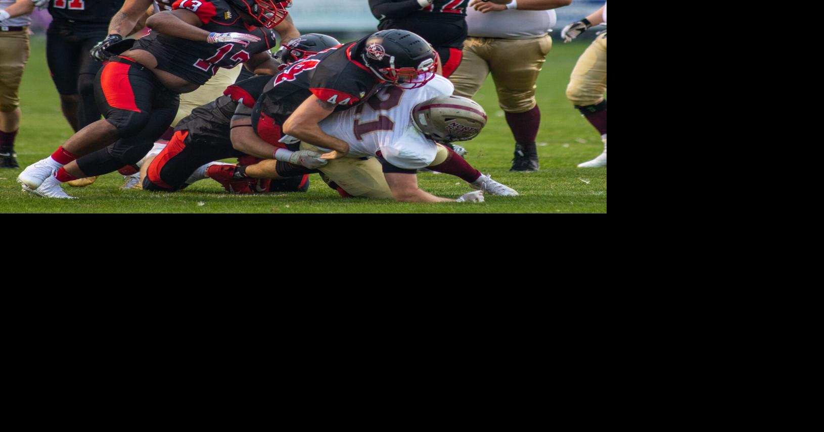 Semipro football: Red and Black displays leadership on defense | Red ...