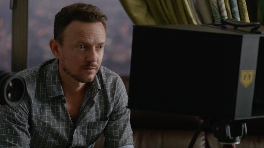 Who is Q? | Arts and Entertainment | nny360.com