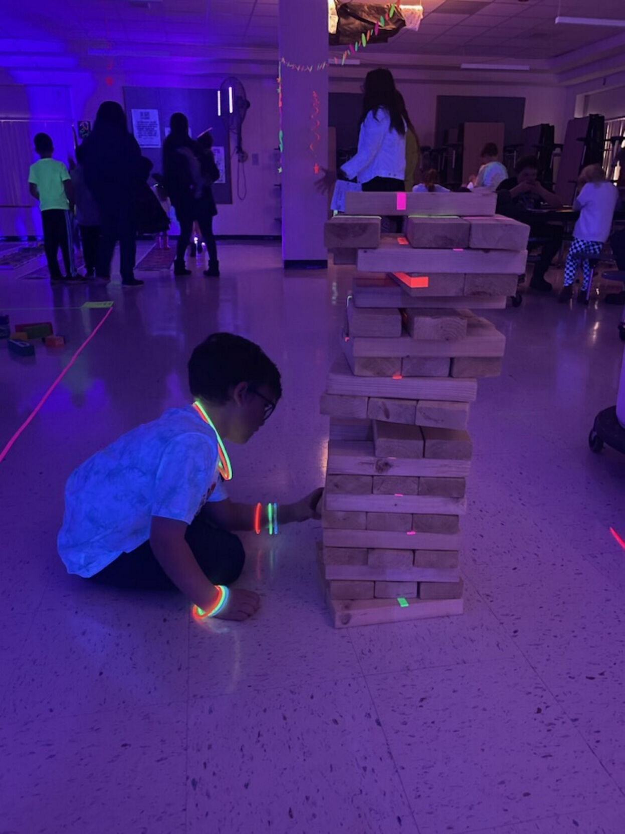 St. Lawrence Central Elementary School families enjoy ‘Glow Math’ fun ...