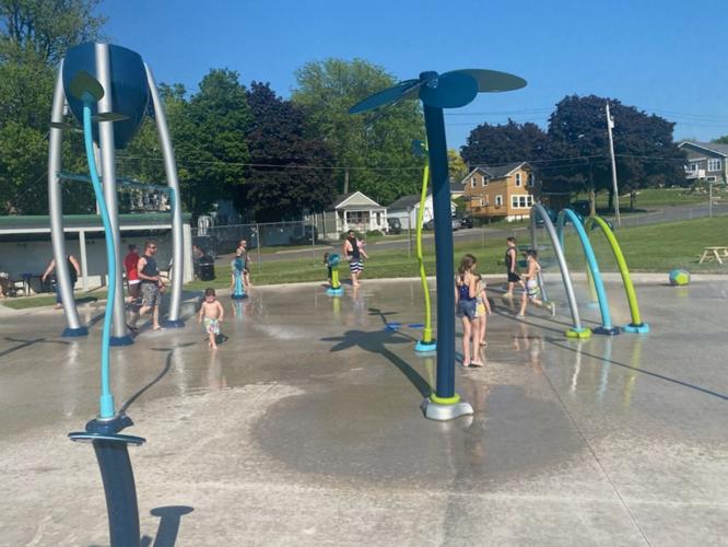 New splash pad, mini golf at Breitbeck Park in Oswego now open | Arts ...