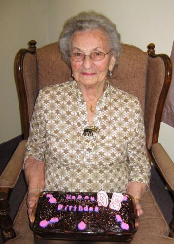 Nonagenarian Miles living her life to the fullest | Arts and Life ...