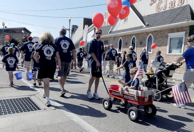 UNIONS SHOW SOLIDARITY AT PARADE | News | nny360.com