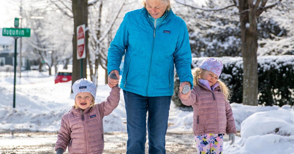 PHOTO: Story time stroll | Jefferson County News | nny360.com