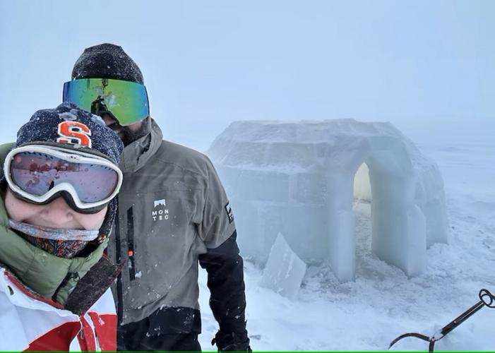 Central New York couple builds 8,000-pound igloo on Oneida Lake ...