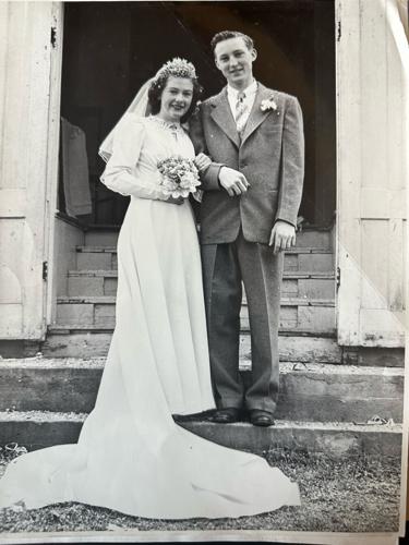 Mr. and Mrs. Robert Lashomb, 75 years | Community Notes | nny360.com