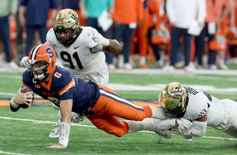 College football: Syracuse’s Shrader will go pro after undergoing ...
