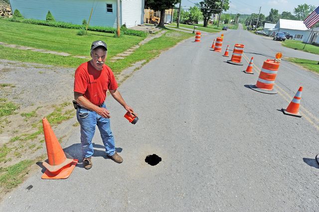 Highway head says pit in road is not a sink hole | News | nny360.com