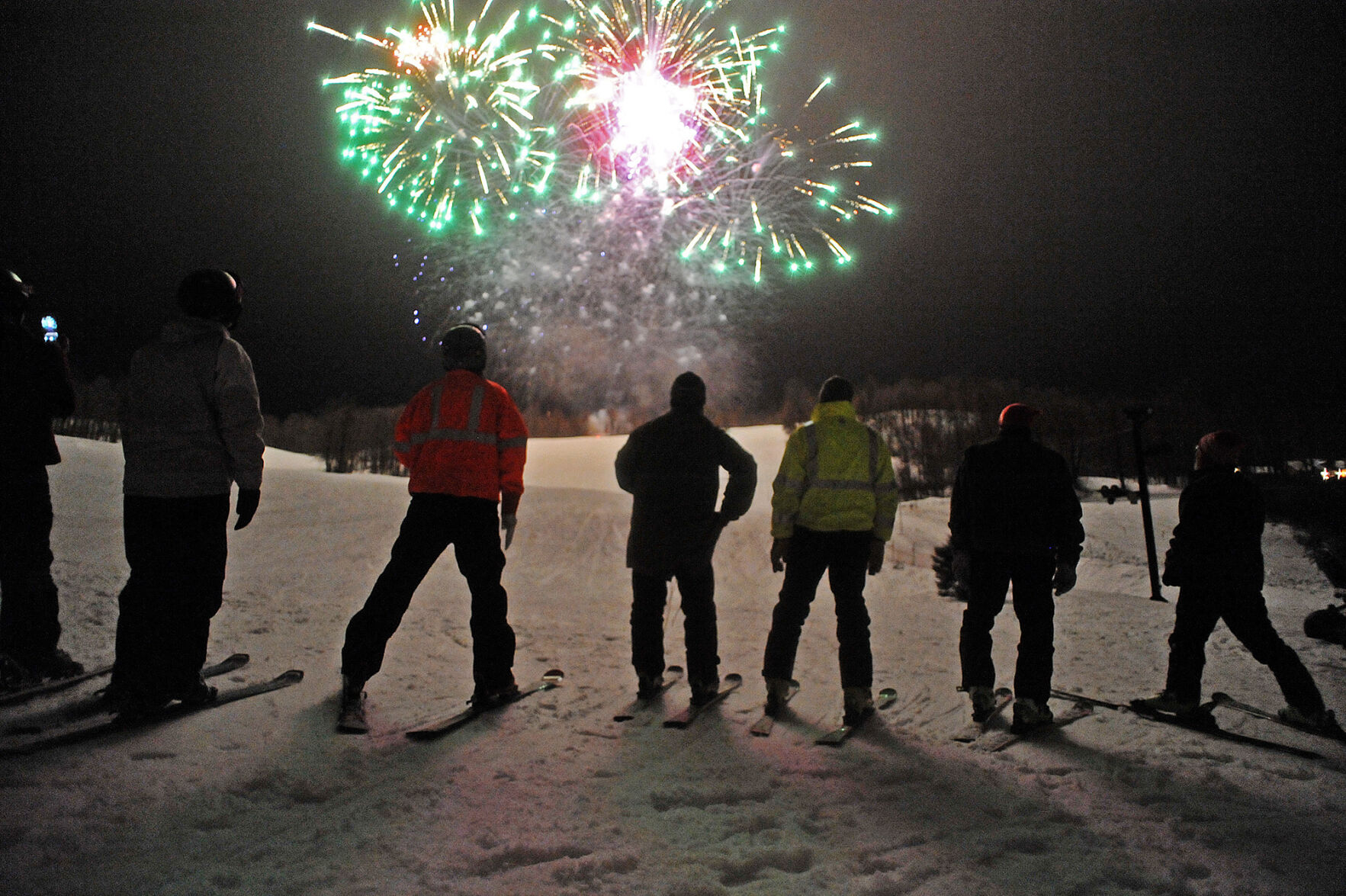 Snowtown USA festivities kick off Monday with skating at Park Circle in ...
