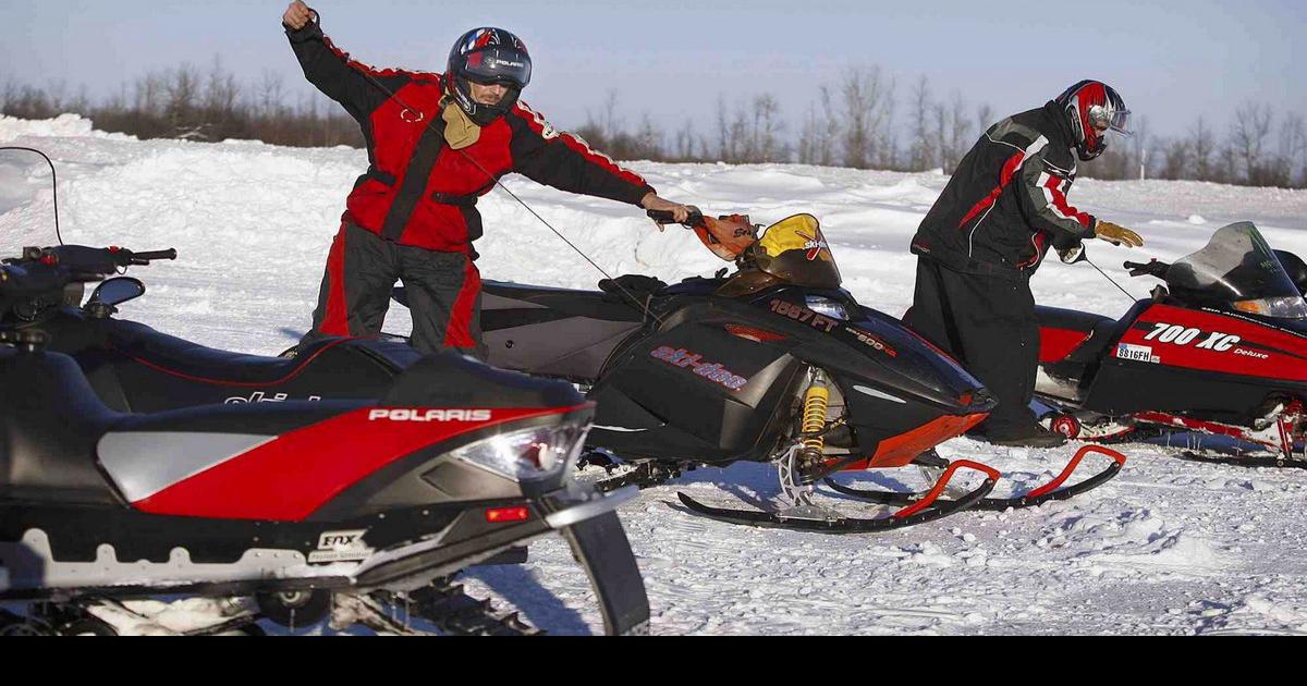 Group aiming for snowmobile parade record | News | nny360.com