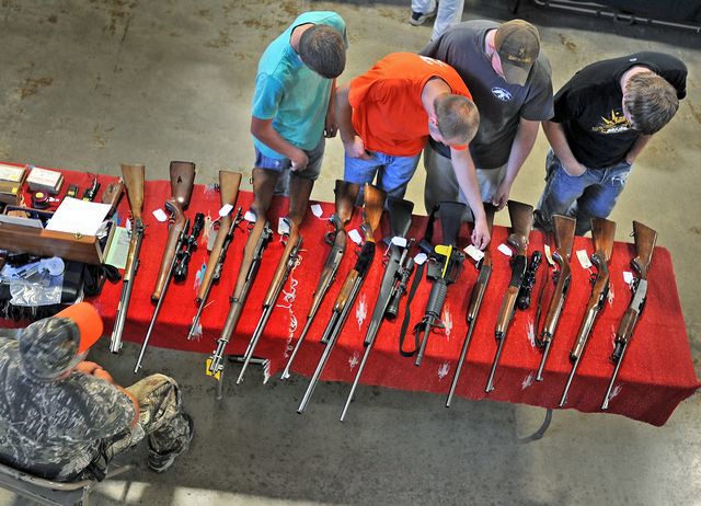 Gun show draws north country hunters | News | nny360.com