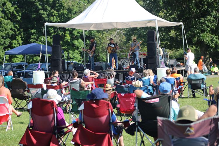 Hundreds turn out for 3rd annual Dreamfest | Community Giving | nny360.com