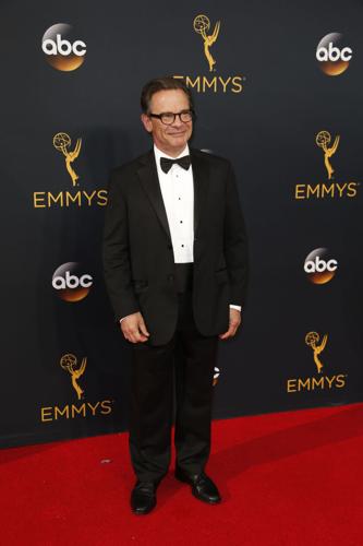 Actor Peter Scolari, ‘Bosom Buddies’ and ‘Newhart’ star, dies at 66 ...