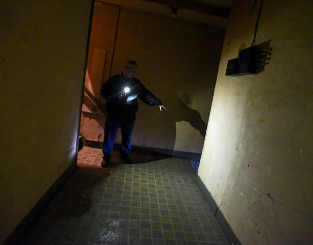 Adams icon has history of structure stress belloff’s building stirs ...