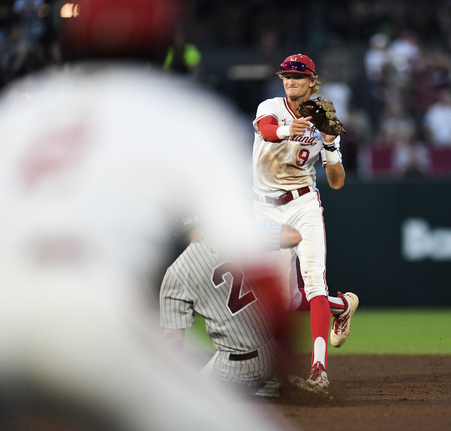 ACA.ulbaseballncaa.0060126.38.jpg | | nola.com