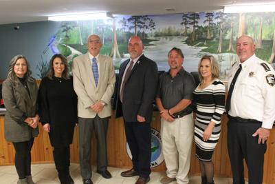 Pearl River swears in mayor, police chief, new board of aldermen | St ...
