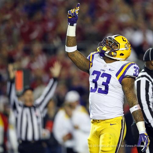 Former LSU running back Jeremy Hill signs rookie contract with ...