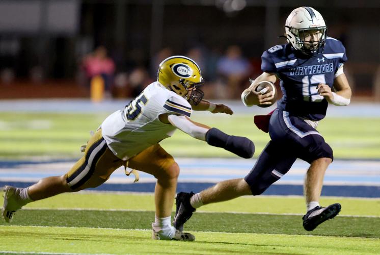 Late 2-point conversion seals Covington's 22-21 district win at ...