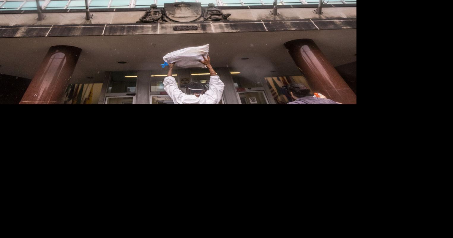 Trash Parade delivers costumes, garbage, glitter to New Orleans City ...