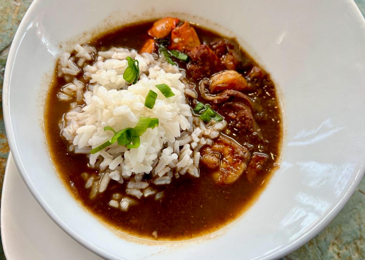 New Orleans hidden gem restaurants for seafood, gumbo, more | Ian ...